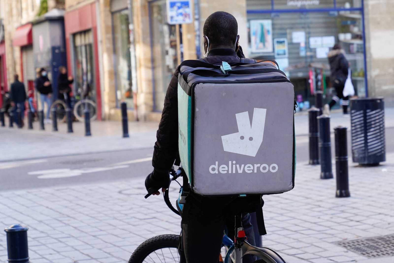 Deliveroo SWOT Analysis