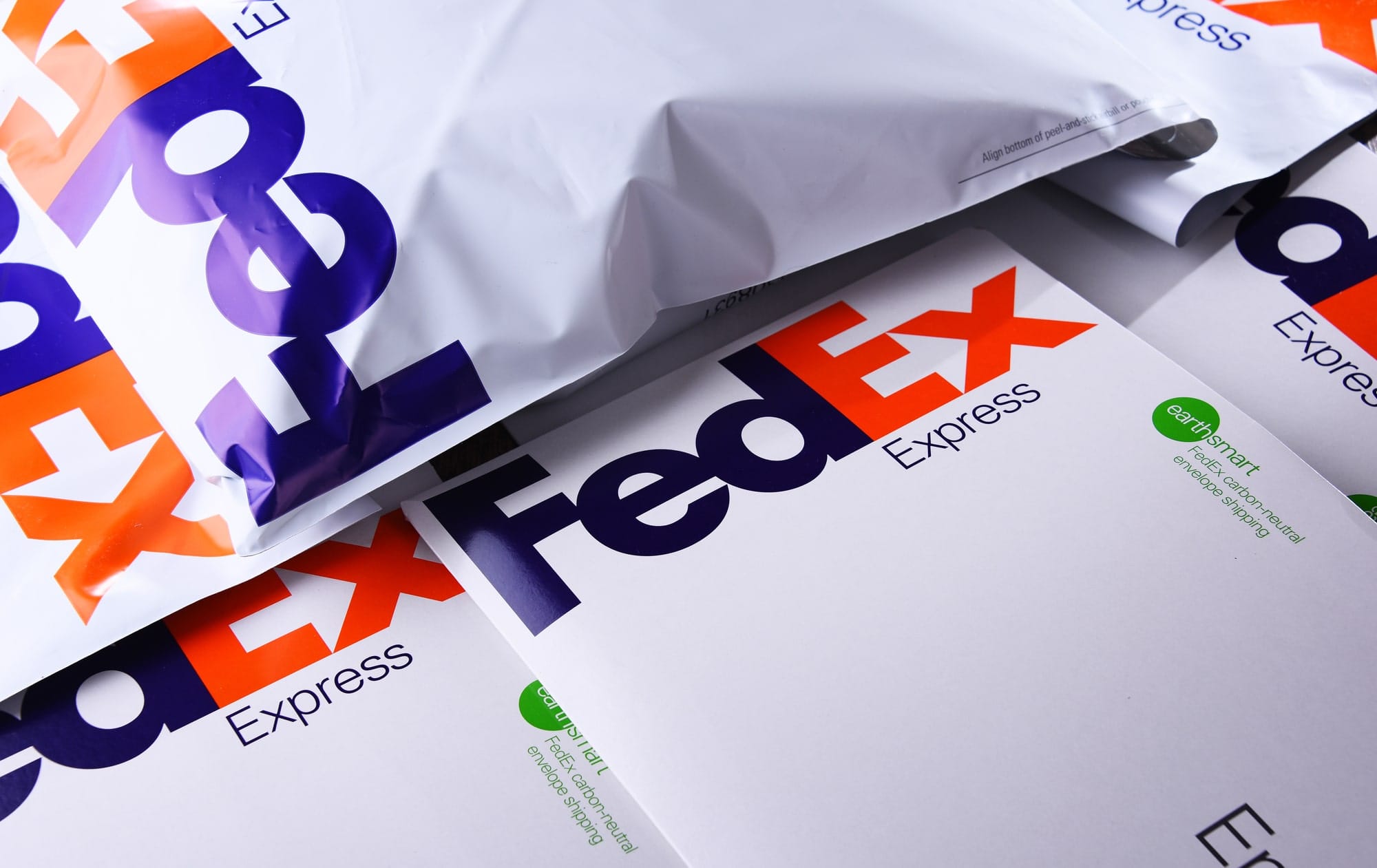 FedEx SWOT Analysis: 5 Biggest Threats and 4 Great Opportunities